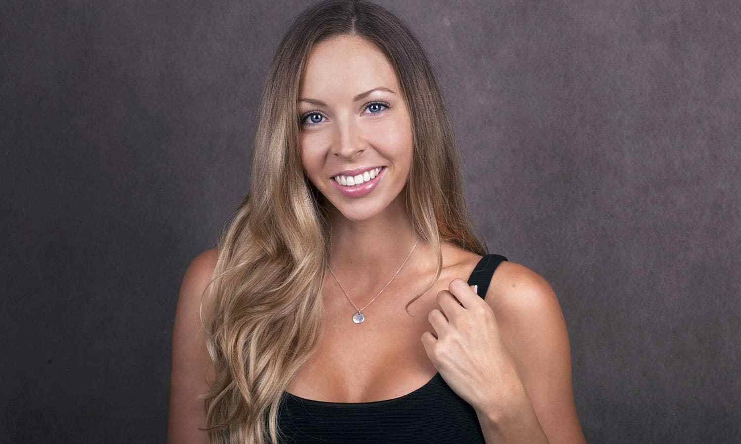 Miss Universe Australia Qld finalist - Holly James - Gold Coast Magazine