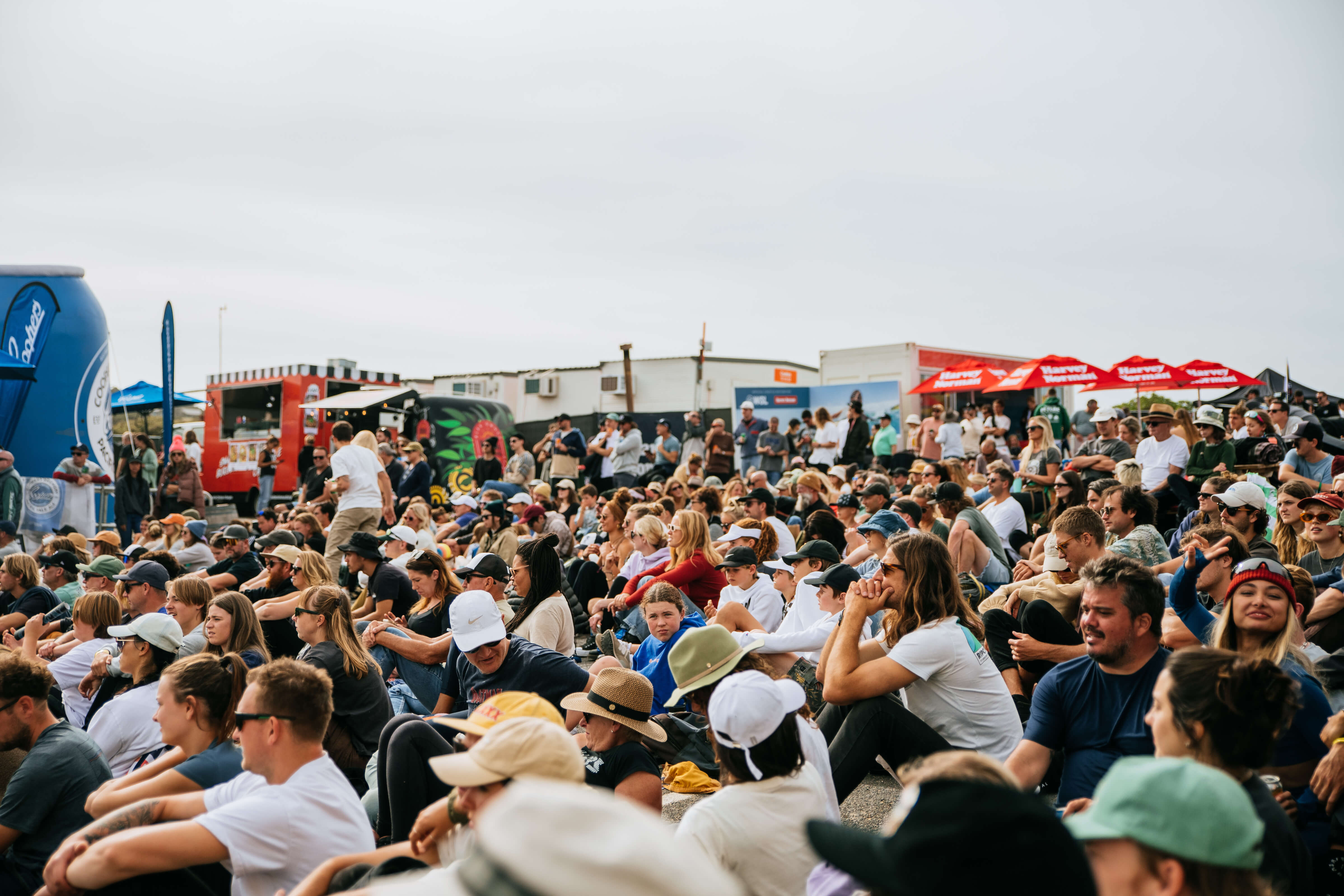 Ethan Ewing & Tyler Wright take out the 60th Bells Beach Title - Gold ...